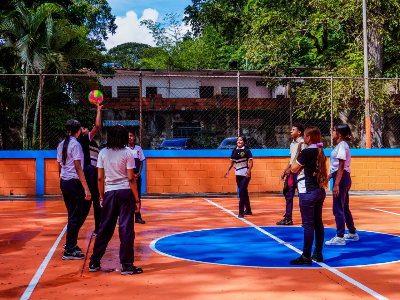 Reinaugurada cancha del Liceo Arístides Bastidas en Las Trincheras - Noticias kikiriki